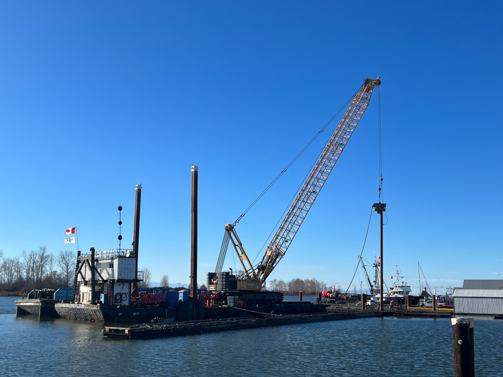 Atagi (Area A) float replacement underway – Steveston Harbour Authority